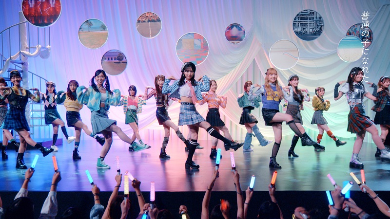 ⼩栗有以センター、AKB48 62ndシングル『アイドルなんかじゃなかったら』MV公開 テーマは“恋するアイドル” ジャケ写も公開 - GirlsNews